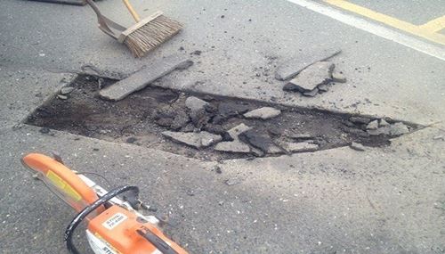 Get a Prolonged Asphalt by Using the Pothole Patching Machine