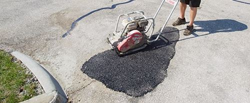 Top 4 Asphalt Patching Techniques to Get Smooth Driving Surface